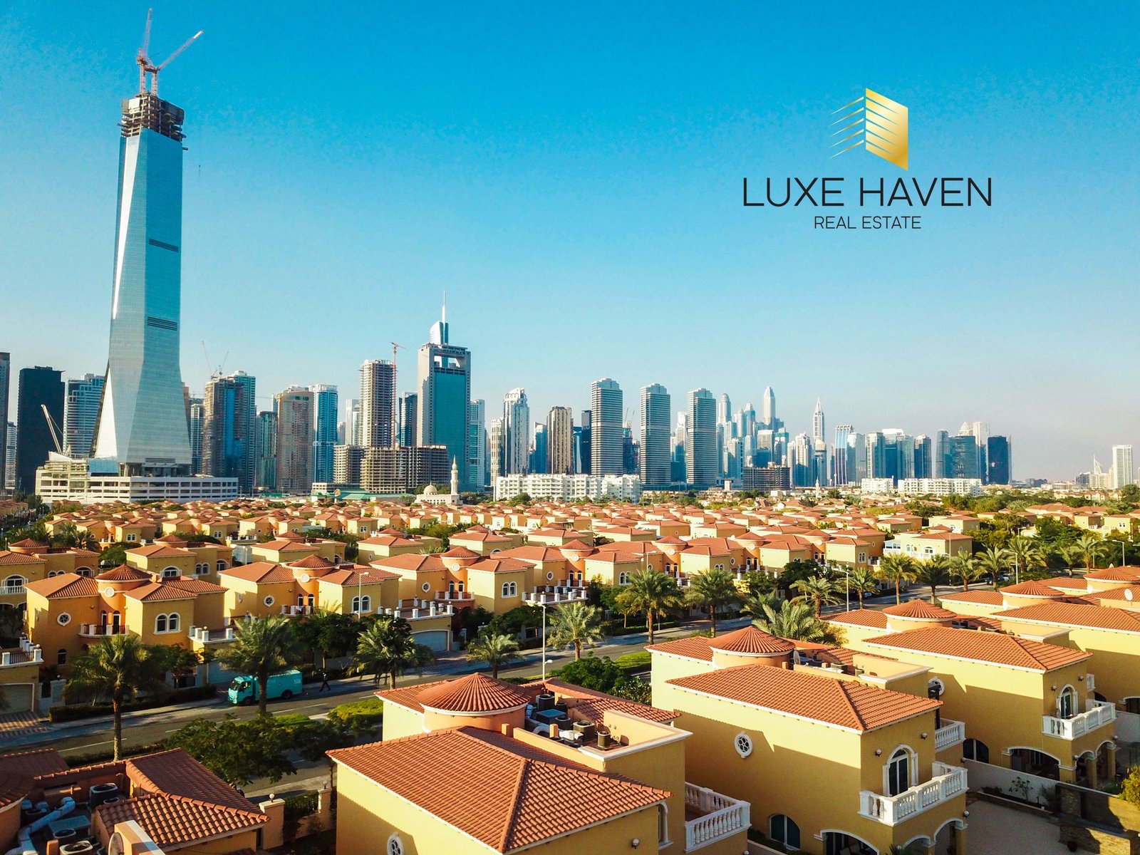 Luxe Haven – Real Estate